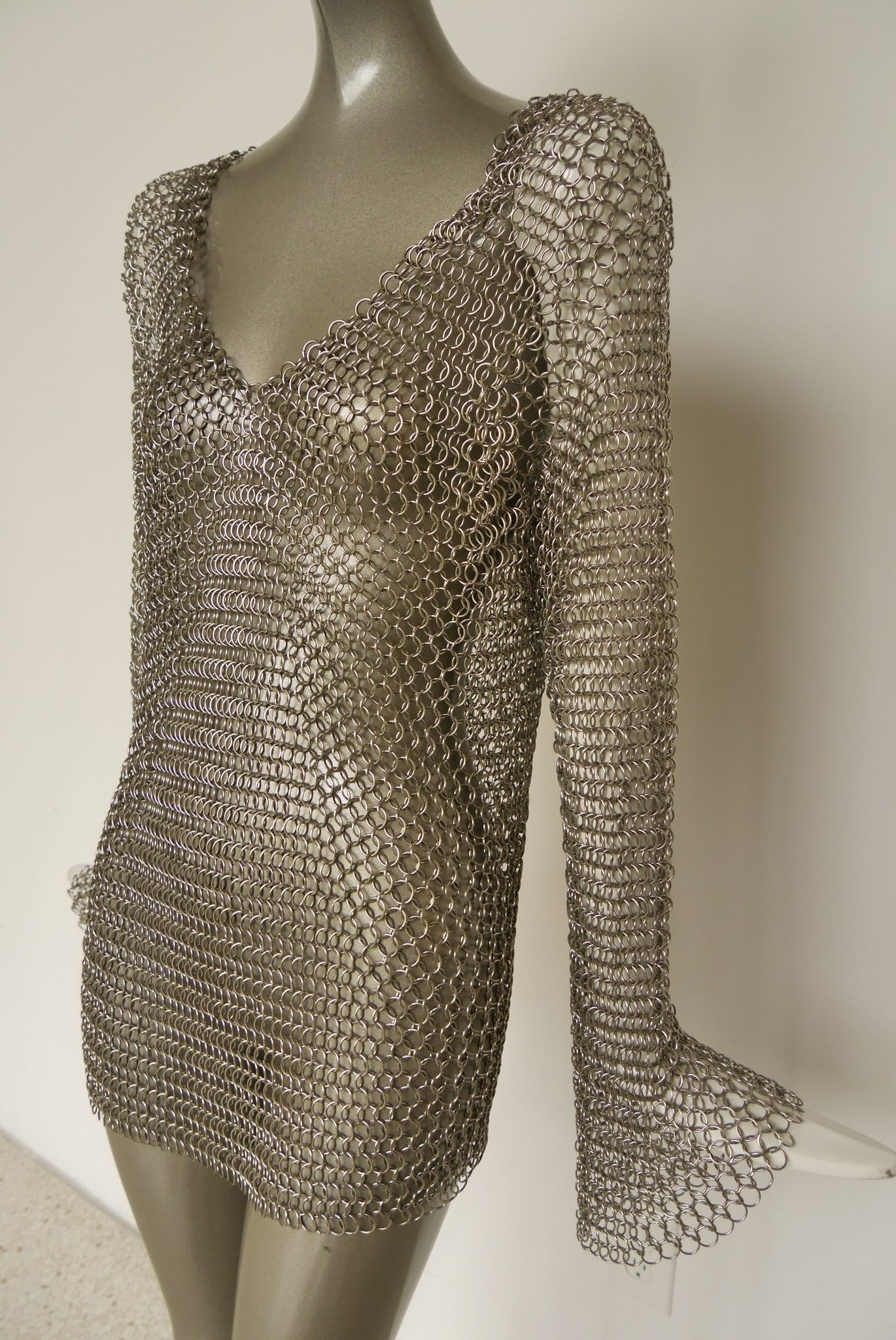 1970s Chain mail mini dress/shirt with bell sleeves – Vintage Le Monde