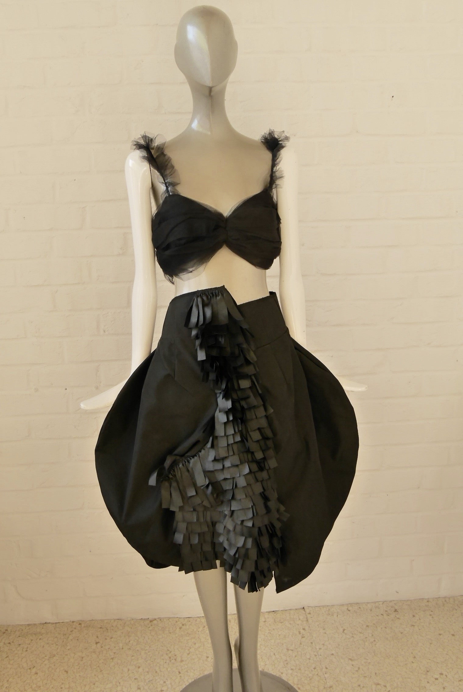 Comme des Garçons avant-garde balloon skirt ad 2008 Rei Kwakubo ...